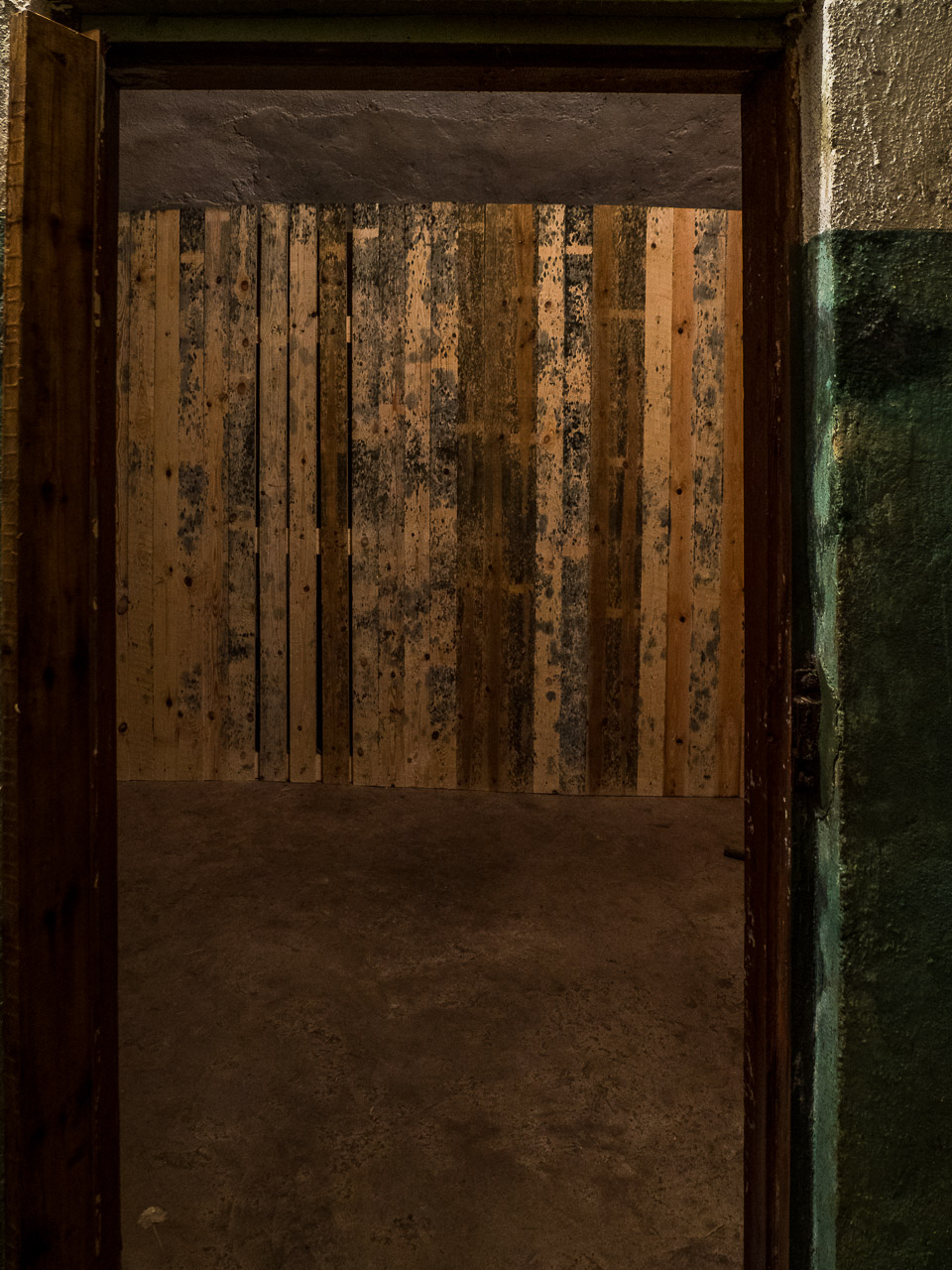 Tallinn Explored - Patarei Prison • Streets of Nuremberg • Travel Photos